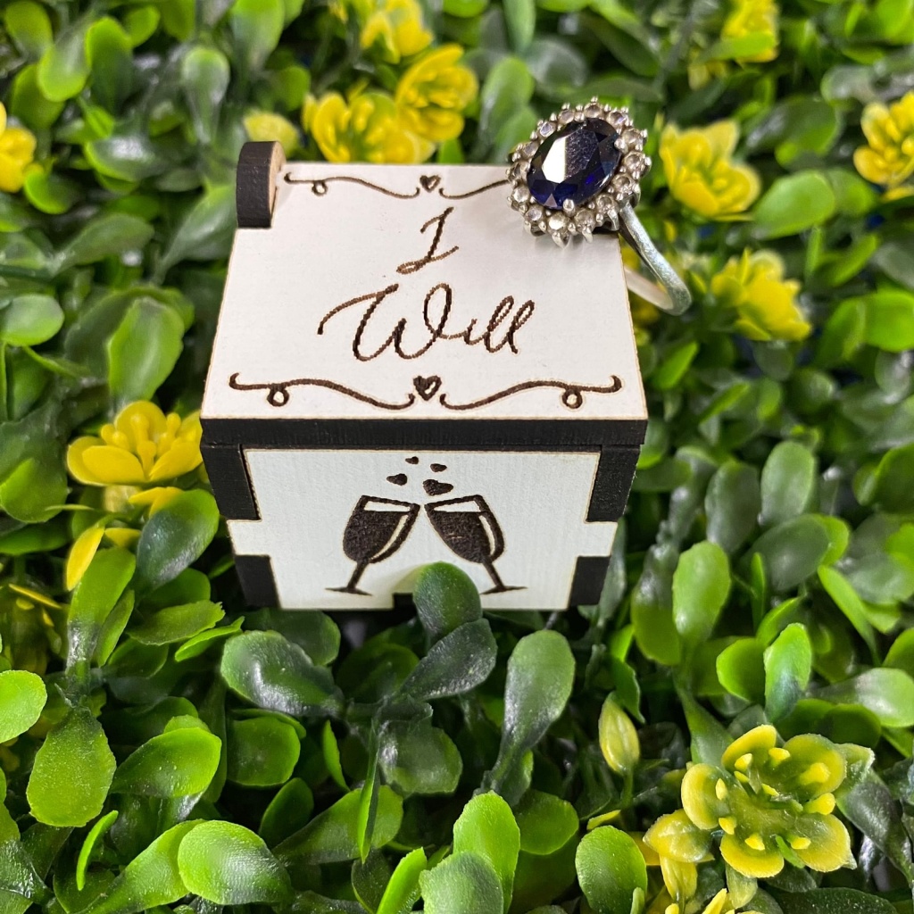 Buy crafts online. Sell crafts online. Magine it. Moksi it.